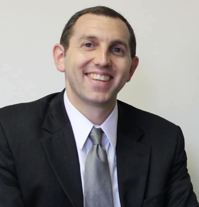 The Pros and Cons of Representing Yourself in a Criminal Case